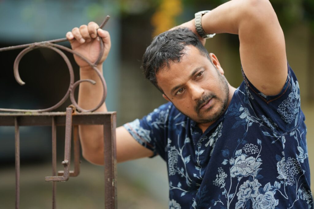 অভিজিত ভট্টাচাৰ্যই লভিতা লিখিবলৈ চেষ্টা নকৰাই ভাল! - NKTV